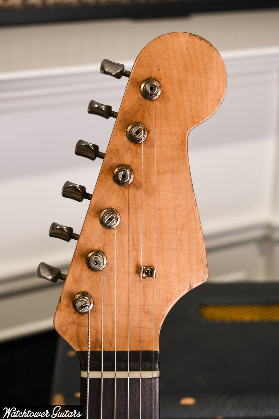 2024 Nacho Contour Body "Rory" Aged Sunburst #30248 – Watchtower Guitars