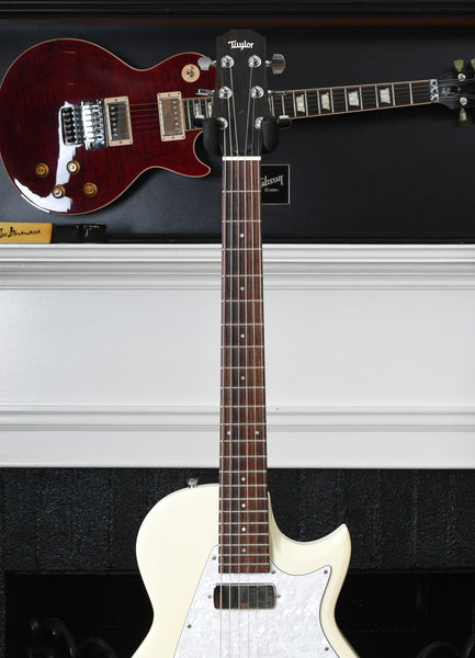 Taylor SB1-X Solidbody Classic White – Watchtower Guitars